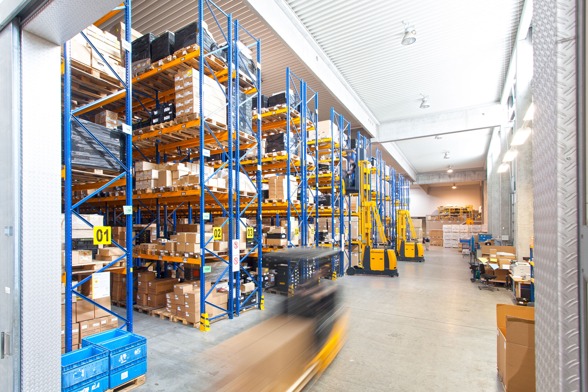 Logistik von NUSS: Kontrakt-/ Zulieferlogistik, Value Added Services